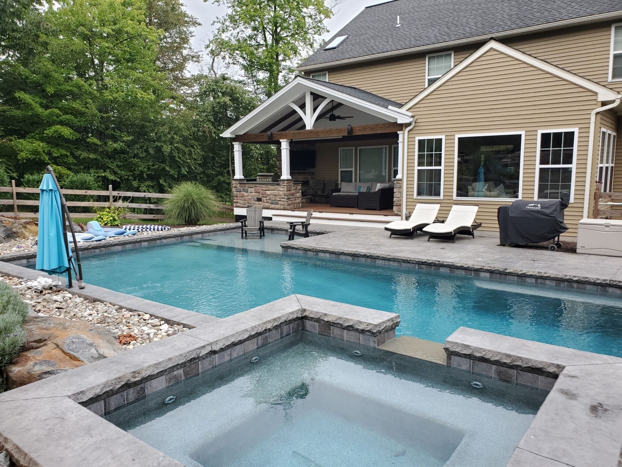 Swimming Pool Contractor in Lancaster County, PA | Keystone Outdoor Living